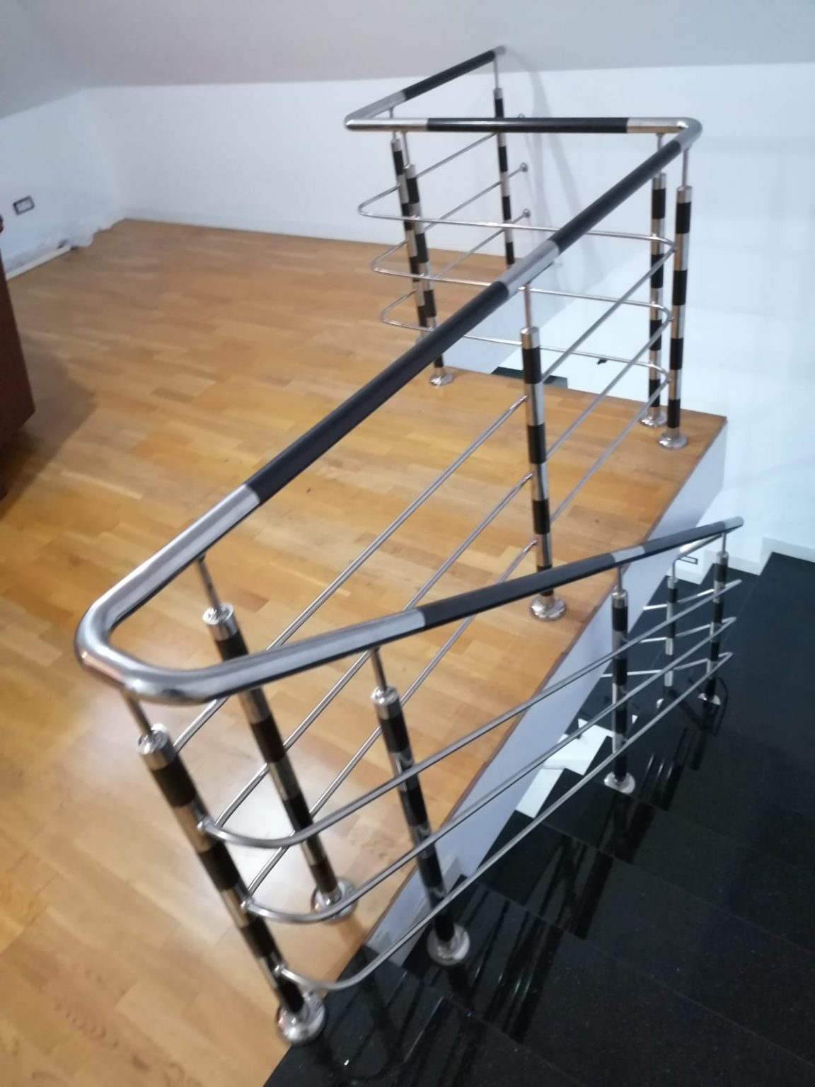 Modele balustrade de inox ieftine Iasi - Balustrade de inox - pret ieftin
